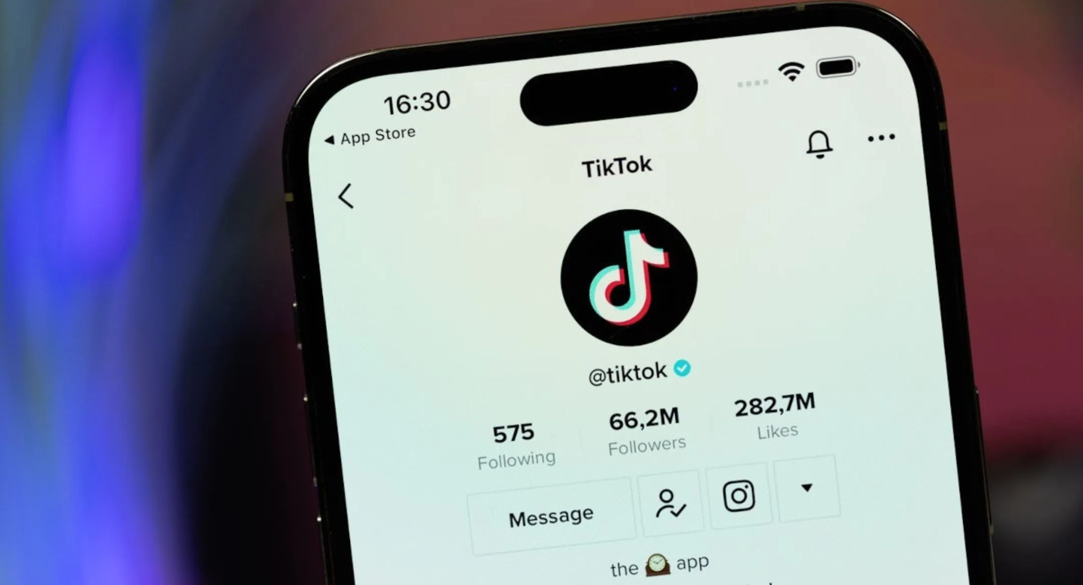 TikTok, nuova accusa dagli USA: mette in pericolo i minori